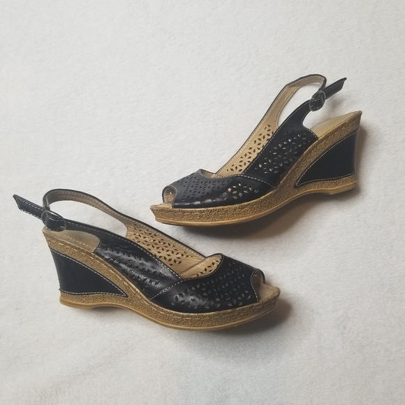 Patrizia by Spring Step | Shoes | Patrizia By Spring Step Black Wedge ...